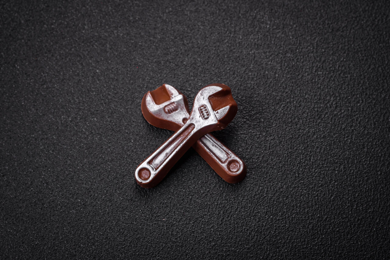 Brand Visibility with Custom Lapel Pins: Design Tips