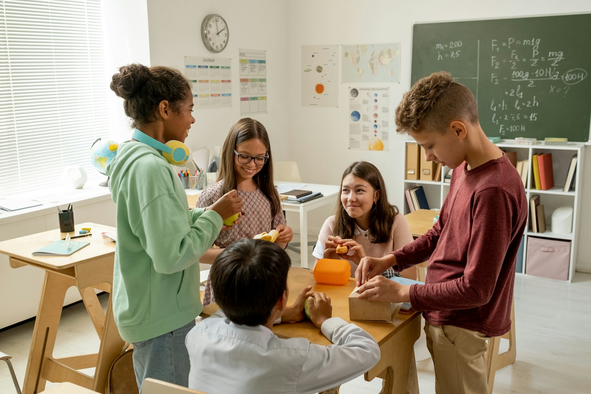 Custom Lapel Pins to Amplify Your School Spirit and Identity